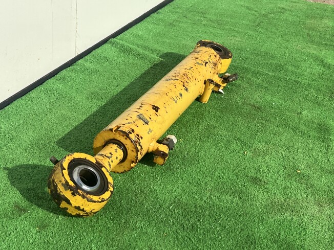 コマツ シリンダー | 茨城県のパーツ/建機その他 | BIGLEMON（ビッグレモン）：中古建機, 中古重機, トラック, 農業機械の販売 ...