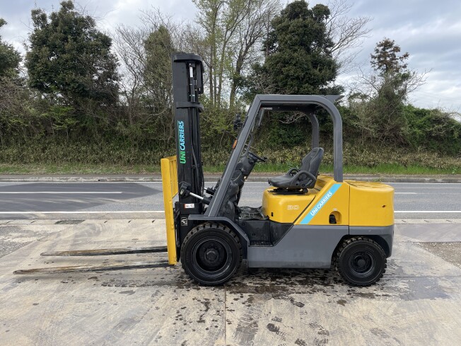 UNICARRIERS FD30T5M (Forklifts) at Chiba, Japan | Buy used Japanese ...